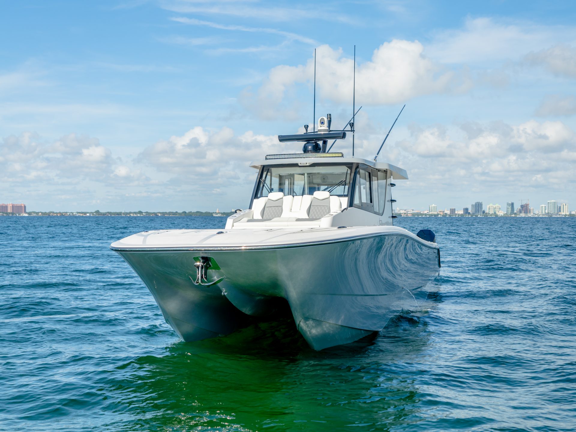 Invincible 46' Pilothouse | Europe Luxury Boat Suppliers