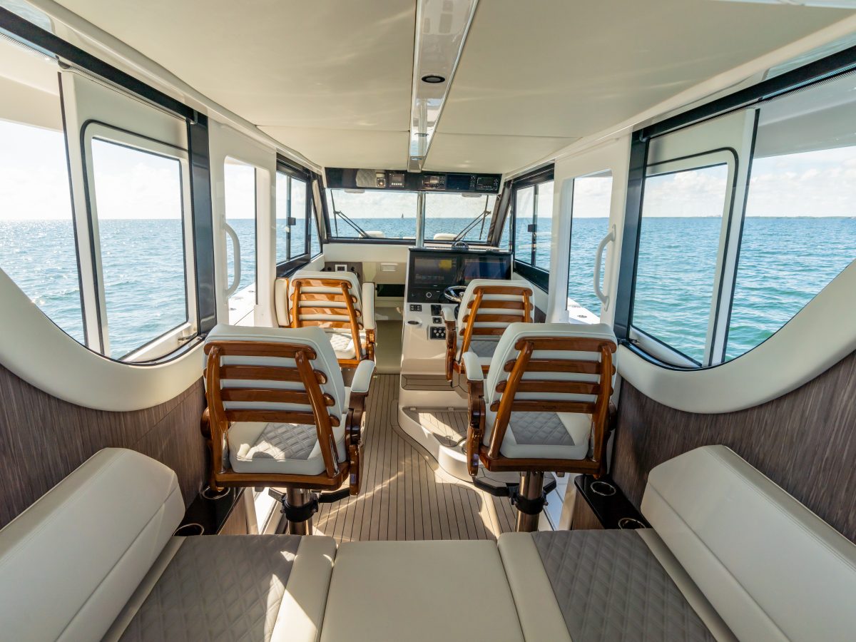 Invincible 46' Pilothouse | Europe Luxury Boat Suppliers